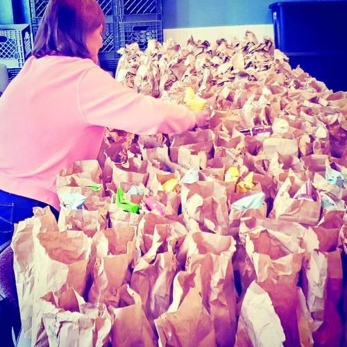 Bay Six delivering to those in need | News, Sports, Jobs - The Herald Star